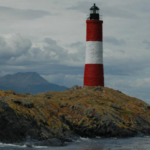 Navegación Canal Beagle Isla de los Lobos · Tagle Servicios Turísticos